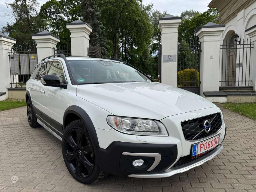 Balts Volvo XC70 2015 Viļņa, ar dzinēja tilpumu 2.40 L un nobraukumu 256 tūkst. km par 15900 €, foto 14 vietnē AUTOMOTO.COM.LV