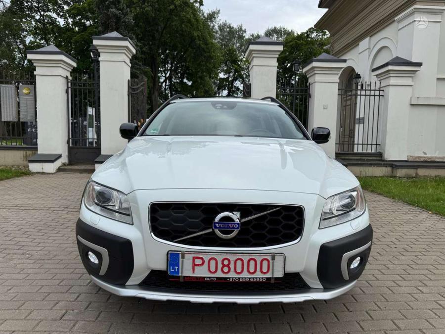 Balts Volvo XC70 2015 Viļņa, ar dzinēja tilpumu 2.40 L un nobraukumu 256 tūkst. km par 15900 €, foto 18 vietnē AUTOMOTO.COM.LV