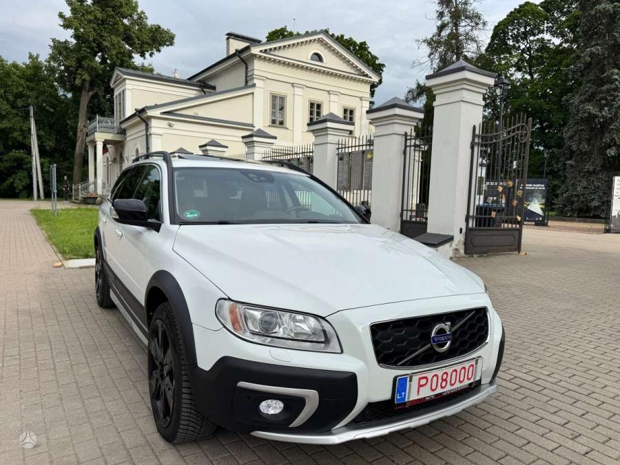 Balts Volvo XC70 2015 Viļņa, ar dzinēja tilpumu 2.40 L un nobraukumu 256 tūkst. km par 15900 €, foto 28 vietnē AUTOMOTO.COM.LV