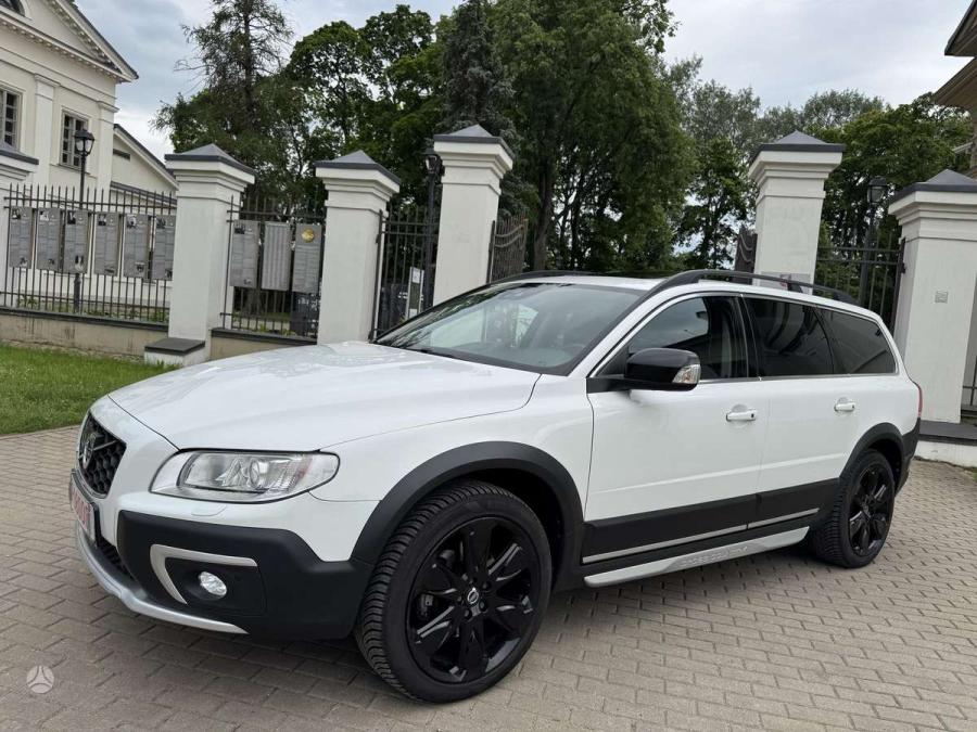 Balts Volvo XC70 2015 Viļņa, ar dzinēja tilpumu 2.40 L un nobraukumu 256 tūkst. km par 15900 €, foto 30 vietnē AUTOMOTO.COM.LV