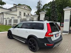 Balts Volvo XC70 2015 Viļņa, ar dzinēja tilpumu 2.40 L un nobraukumu 256 tūkst. km par 15900 €, foto 33 vietnē AUTOMOTO.COM.LV