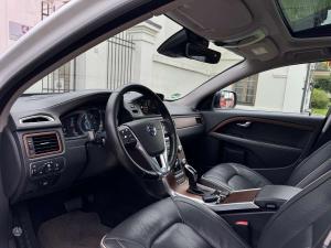 Balts Volvo XC70 2015 Viļņa, ar dzinēja tilpumu 2.40 L un nobraukumu 256 tūkst. km par 15900 €, foto 35 vietnē AUTOMOTO.COM.LV