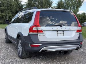 White Volvo XC70 2015 in Ukmerge, with an engine capacity of 1.97 L and mileage of 280 thousand km for 5600 €, photo 9 on AUTOMOTO.COM.LV
