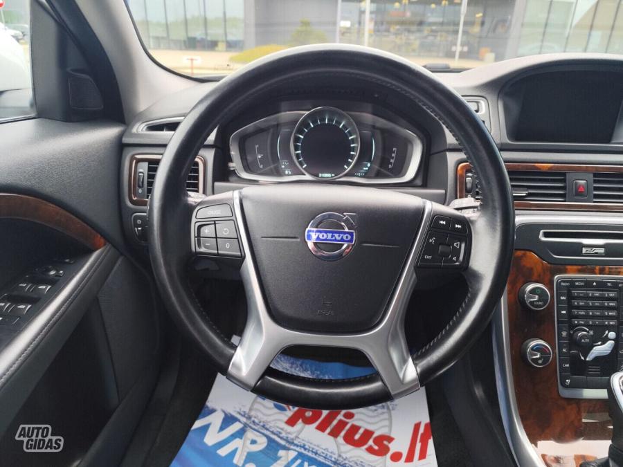 Balts Volvo XC70 2015 Šauļi, ar dzinēja tilpumu 3.00 L un nobraukumu 310 tūkst. km par 10700 €, foto 14 vietnē AUTOMOTO.COM.LV