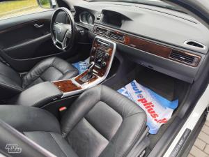 Balts Volvo XC70 2015 Šauļi, ar dzinēja tilpumu 3.00 L un nobraukumu 310 tūkst. km par 10700 €, foto 18 vietnē AUTOMOTO.COM.LV