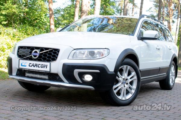 Balts Volvo XC70 2015 Tallina, ar dzinēja tilpumu 2.40 L un nobraukumu 261 tūkst. km par 17890 €, foto 1 vietnē AUTOMOTO.COM.LV