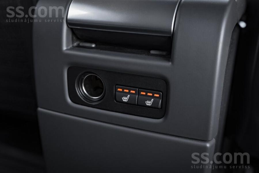 Balts Volvo XC70 2016 Rīga, ar dzinēja tilpumu 2.40 L un nobraukumu 305 tūkst. km par 12950 €, foto 18 vietnē AUTOMOTO.COM.LV