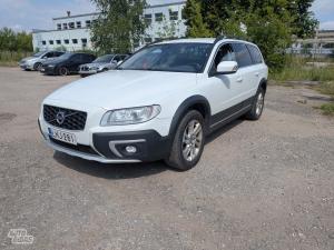 Balts Volvo XC70 2016 Radviliškis, ar dzinēja tilpumu 2.00 L un nobraukumu 370 tūkst. km par 6200 €, foto  vietnē AUTOMOTO.COM.LV