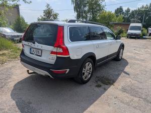 White Volvo XC70 2016 in Radviliskis, with an engine capacity of 2.00 L and mileage of 370 thousand km for 6200 €, photo 5 on AUTOMOTO.COM.LV