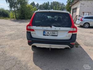 White Volvo XC70 2016 in Radviliskis, with an engine capacity of 2.00 L and mileage of 370 thousand km for 6200 €, photo 6 on AUTOMOTO.COM.LV
