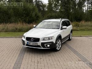Balts Volvo XC70 2016 Rīga, ar dzinēja tilpumu 2.40 L un nobraukumu 326 tūkst. km par 11300 €, foto 3 vietnē AUTOMOTO.COM.LV