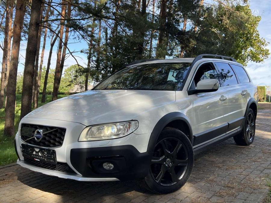 Balts Volvo XC70 2016 Utena, ar dzinēja tilpumu 2.40 L un nobraukumu 313 tūkst. km par 11650 €, foto 6 vietnē AUTOMOTO.COM.LV