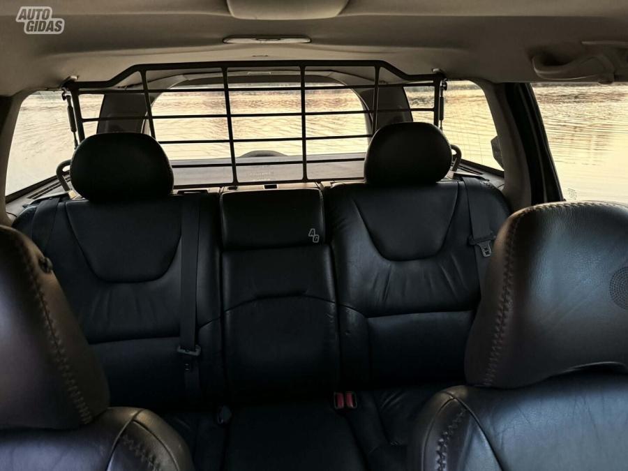 Dzeltens Volvo XC70 2004 Viļņa, ar dzinēja tilpumu 2.40 L un nobraukumu 388 tūkst. km par 4700 €, foto 9 vietnē AUTOMOTO.COM.LV