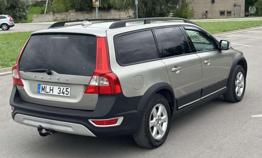 Dzeltens Volvo XC70 2007 Šauļi, ar dzinēja tilpumu 2.40 L un nobraukumu 389 tūkst. km par 4300 €, foto 8 vietnē AUTOMOTO.COM.LV