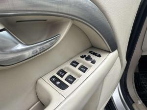 Dzeltens Volvo XC70 2007 Šauļi, ar dzinēja tilpumu 2.40 L un nobraukumu 389 tūkst. km par 4300 €, foto 19 vietnē AUTOMOTO.COM.LV