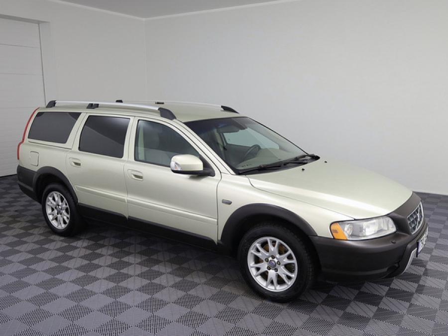 Dzeltens Volvo XC70 2007 Tallina, ar dzinēja tilpumu 2.40 L un nobraukumu 339 tūkst. km par 1999 €, foto 1 vietnē AUTOMOTO.COM.LV