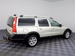 Dzeltens Volvo XC70 2007 Tallina, ar dzinēja tilpumu 2.40 L un nobraukumu 339 tūkst. km par 1999 €, foto 11 vietnē AUTOMOTO.COM.LV