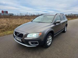 Dzeltens Volvo XC70 2008 Telšiai, ar dzinēja tilpumu 2.40 L un nobraukumu 384 tūkst. km par 5900 €, foto  vietnē AUTOMOTO.COM.LV