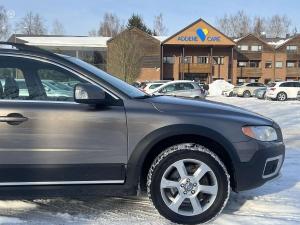 Yellow Volvo XC70 2009 in Trakai, with an engine capacity of 2.40 L and mileage of 379 thousand km for 5860 €, photo 12 on AUTOMOTO.COM.LV