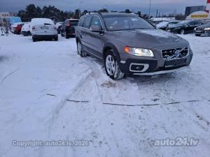 Yellow Volvo XC70 2011 in Tallinn, with an engine capacity of 2.40 L and mileage of 206 thousand km for 11500 €, photo 3 on AUTOMOTO.COM.LV