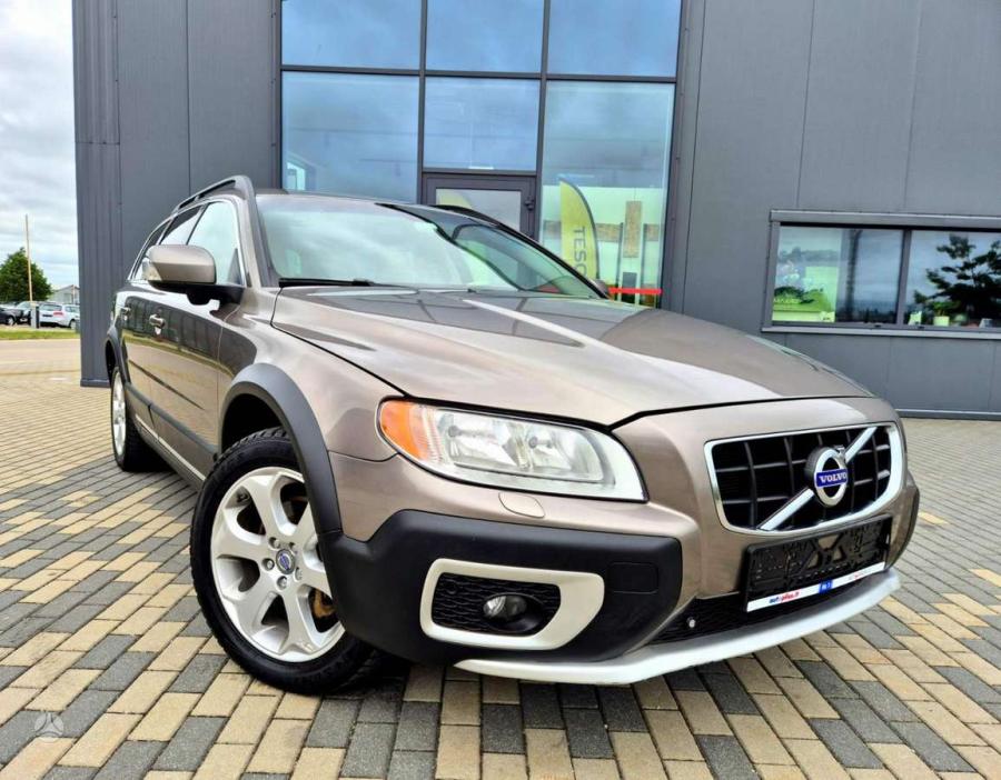 Dzeltens Volvo XC70 2012 Šauļi, ar dzinēja tilpumu 3.00 L un nobraukumu 198 tūkst. km par 7250 €, foto 1 vietnē AUTOMOTO.COM.LV