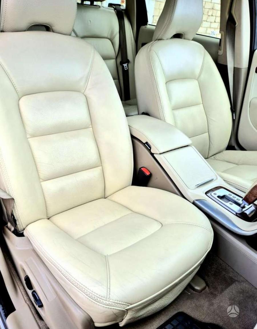 Dzeltens Volvo XC70 2012 Šauļi, ar dzinēja tilpumu 3.00 L un nobraukumu 198 tūkst. km par 7250 €, foto 13 vietnē AUTOMOTO.COM.LV