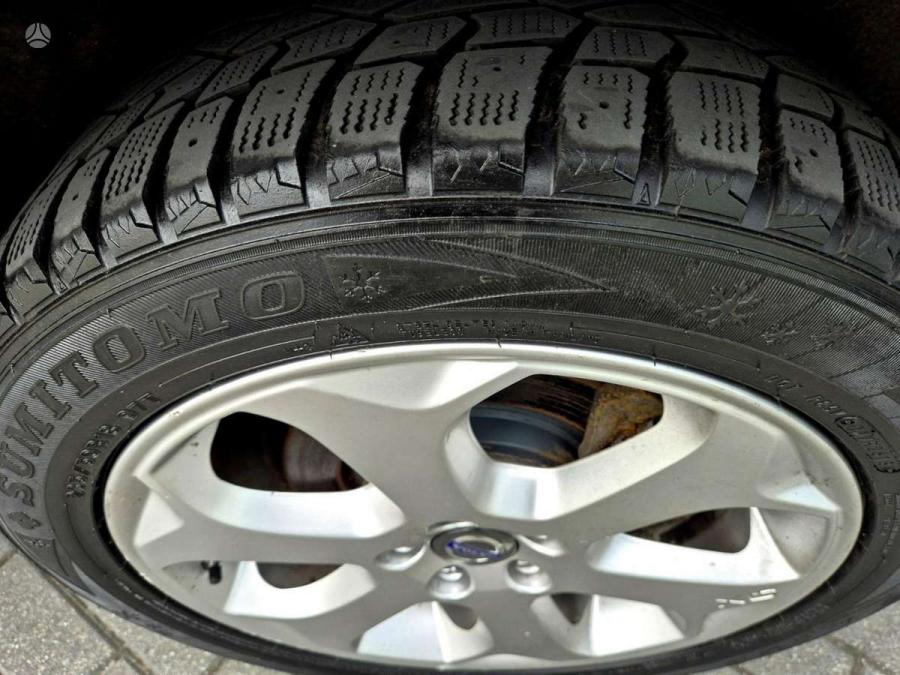 Dzeltens Volvo XC70 2012 Šauļi, ar dzinēja tilpumu 3.00 L un nobraukumu 198 tūkst. km par 7250 €, foto 18 vietnē AUTOMOTO.COM.LV