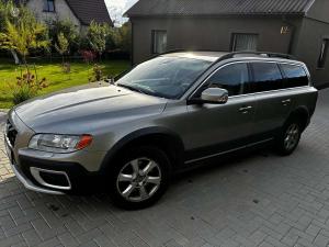 Yellow Volvo XC70 2012 in Raseiniai, with an engine capacity of 2.40 L and mileage of 0 thousand km for 3300 €, photo 10 on AUTOMOTO.COM.LV
