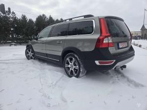 Yellow Volvo XC70 2013 in Siauliai, with an engine capacity of 2.95 L and mileage of 265 thousand km for 8950 €, photo 4 on AUTOMOTO.COM.LV