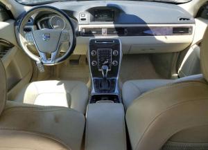 Dzeltens Volvo XC70 2015 Šauļi, ar dzinēja tilpumu 2.95 L un nobraukumu 187 tūkst. km par 5950 €, foto 9 vietnē AUTOMOTO.COM.LV