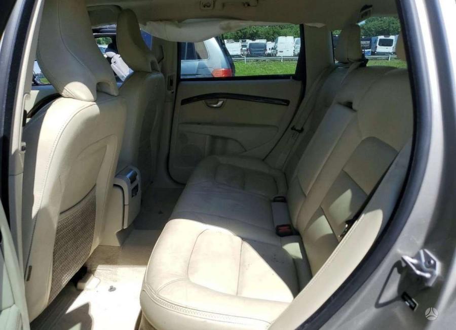 Dzeltens Volvo XC70 2015 Šauļi, ar dzinēja tilpumu 2.95 L un nobraukumu 187 tūkst. km par 5950 €, foto 11 vietnē AUTOMOTO.COM.LV