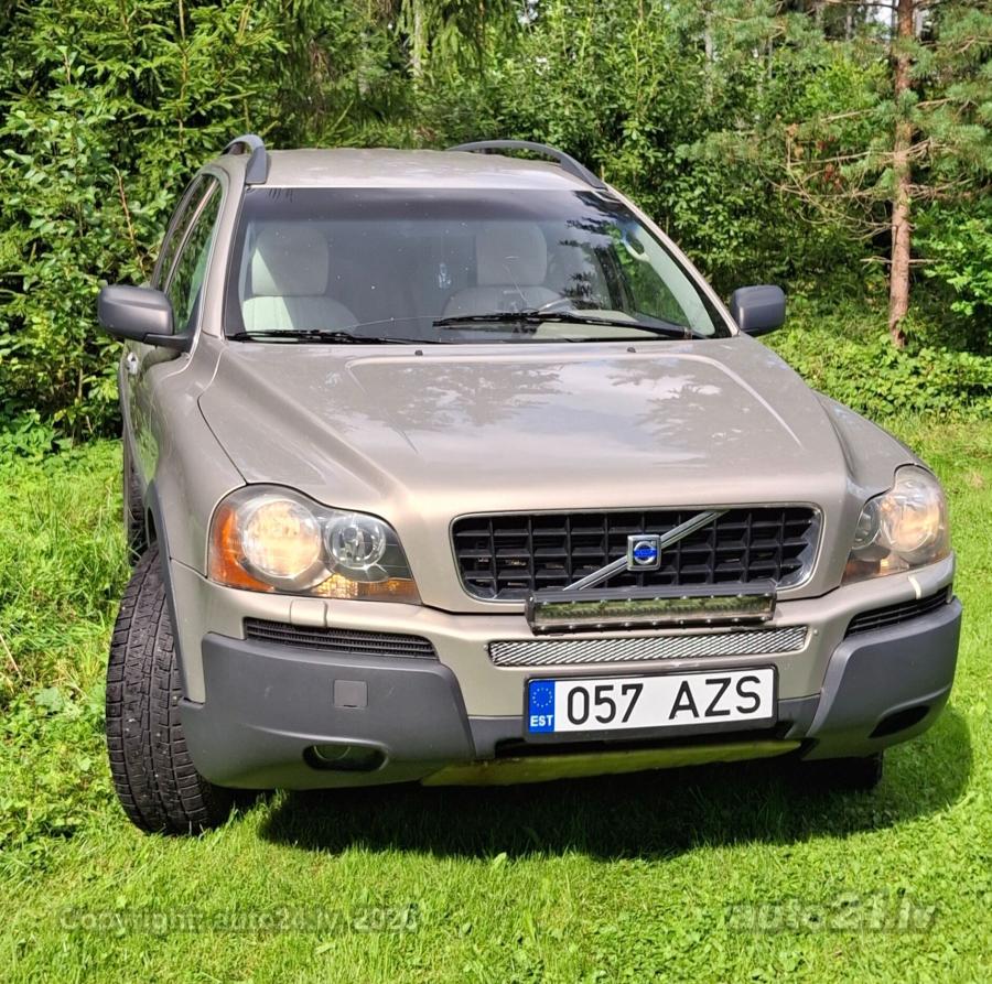 Бежевый Вольво ХС90 2004 в Раквере, объемом двигателя 2.50 л и пробегом 365 тыс. км за 1399 €, фото 5 на AUTOMOTO.COM.LV