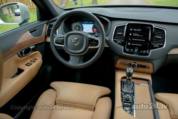 Smilšu krāsa Volvo XC90 2019 Tallina, ar dzinēja tilpumu 2.00 L un nobraukumu 63 tūkst. km par 41990 €, foto 3 vietnē AUTOMOTO.COM.LV