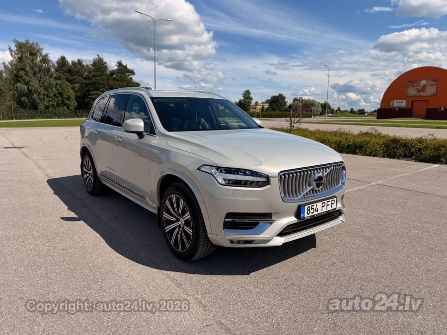 Beige Volvo XC90 2022 in Tallinn, with an engine capacity of 2.00 L and mileage of 125 thousand km for 44900 €, photo 3 on AUTOMOTO.COM.LV