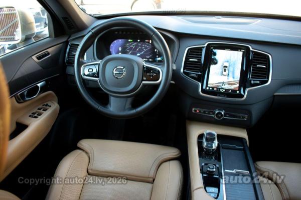 Smilšu krāsa Volvo XC90 2023 Tallina, ar dzinēja tilpumu 2.00 L un nobraukumu 68 tūkst. km par 58990 €, foto 3 vietnē AUTOMOTO.COM.LV