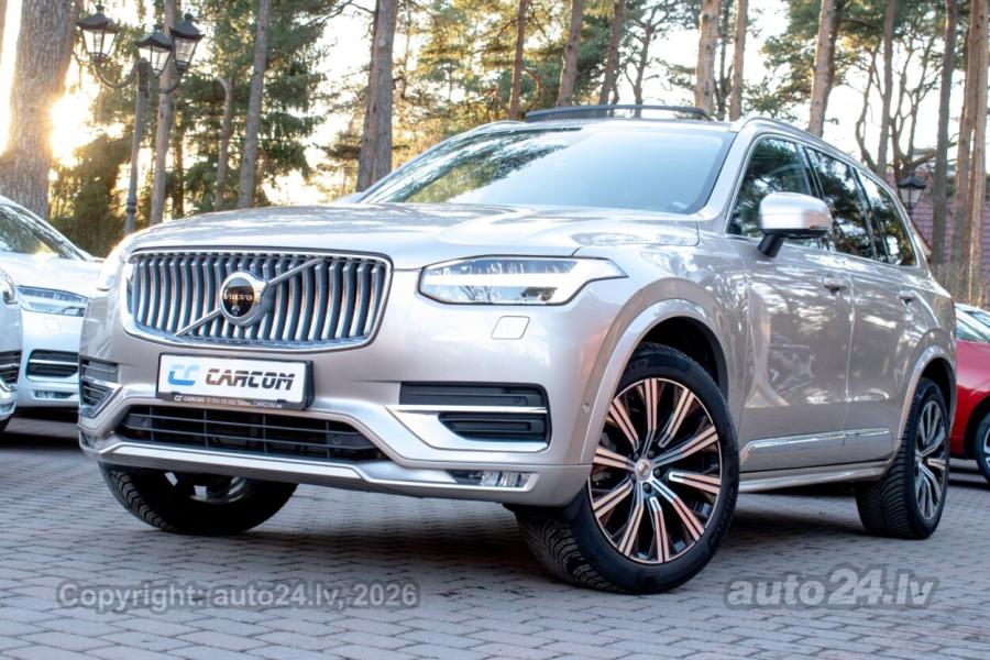 Smilšu krāsa Volvo XC90 2024 Tallina, ar dzinēja tilpumu 2.00 L un nobraukumu 17 tūkst. km par 67900 €, foto 1 vietnē AUTOMOTO.COM.LV