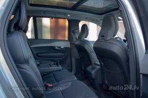 Smilšu krāsa Volvo XC90 2024 Tallina, ar dzinēja tilpumu 2.00 L un nobraukumu 17 tūkst. km par 67900 €, foto 5 vietnē AUTOMOTO.COM.LV