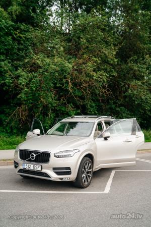 Smilšu krāsa Volvo XC90 2015 Tallina, ar dzinēja tilpumu 2.00 L un nobraukumu 215 tūkst. km par 19999 €, foto 3 vietnē AUTOMOTO.COM.LV