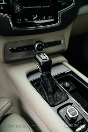 Smilšu krāsa Volvo XC90 2015 Tallina, ar dzinēja tilpumu 2.00 L un nobraukumu 215 tūkst. km par 19999 €, foto 10 vietnē AUTOMOTO.COM.LV