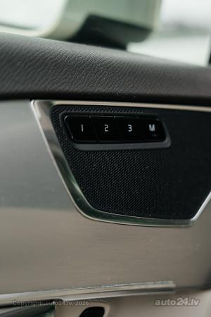 Smilšu krāsa Volvo XC90 2015 Tallina, ar dzinēja tilpumu 2.00 L un nobraukumu 215 tūkst. km par 19999 €, foto 11 vietnē AUTOMOTO.COM.LV