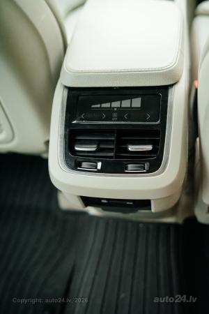 Smilšu krāsa Volvo XC90 2015 Tallina, ar dzinēja tilpumu 2.00 L un nobraukumu 215 tūkst. km par 19999 €, foto 15 vietnē AUTOMOTO.COM.LV