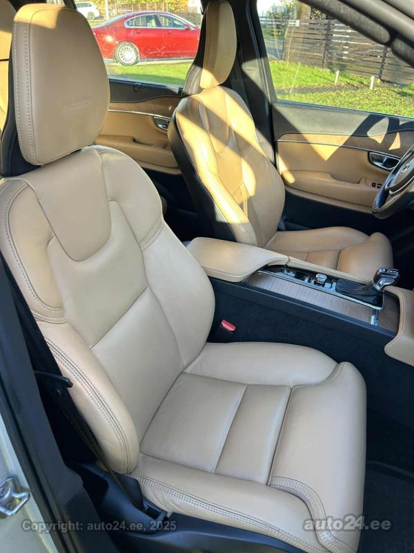 Beige Volvo XC90 2018 in Tallinn, with an engine capacity of 2.00 L and mileage of 117 thousand km for 40500 €, photo 11 on AUTOMOTO.COM.LV