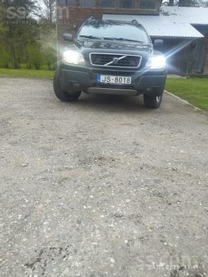 Melns Volvo XC90 2003 Limbaži, ar dzinēja tilpumu 2.90 L un nobraukumu 280 tūkst. km par 43600 €, foto 1 vietnē AUTOMOTO.COM.LV