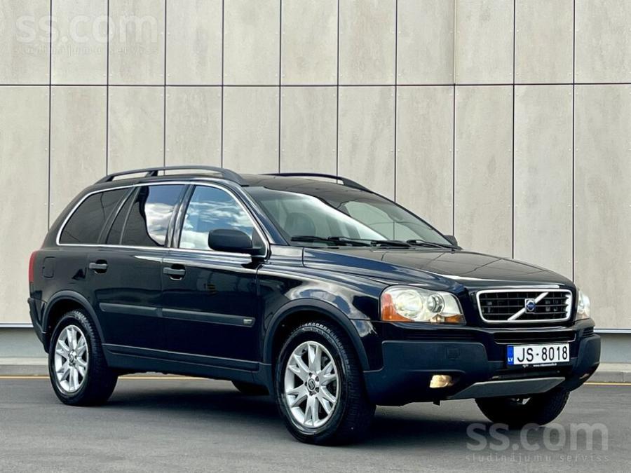 Black Volvo XC90 2003 in Riga, with an engine capacity of 2.90 L and mileage of 276 thousand km for 5800 €, photo 6 on AUTOMOTO.COM.LV