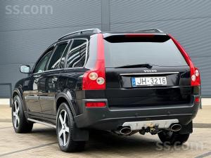 Black Volvo XC90 2003 in Riga, with an engine capacity of 2.90 L and mileage of 291 thousand km for 2850 €, photo 3 on AUTOMOTO.COM.LV