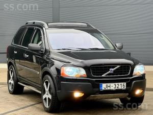 Black Volvo XC90 2003 in Riga, with an engine capacity of 2.90 L and mileage of 291 thousand km for 2850 €, photo 5 on AUTOMOTO.COM.LV