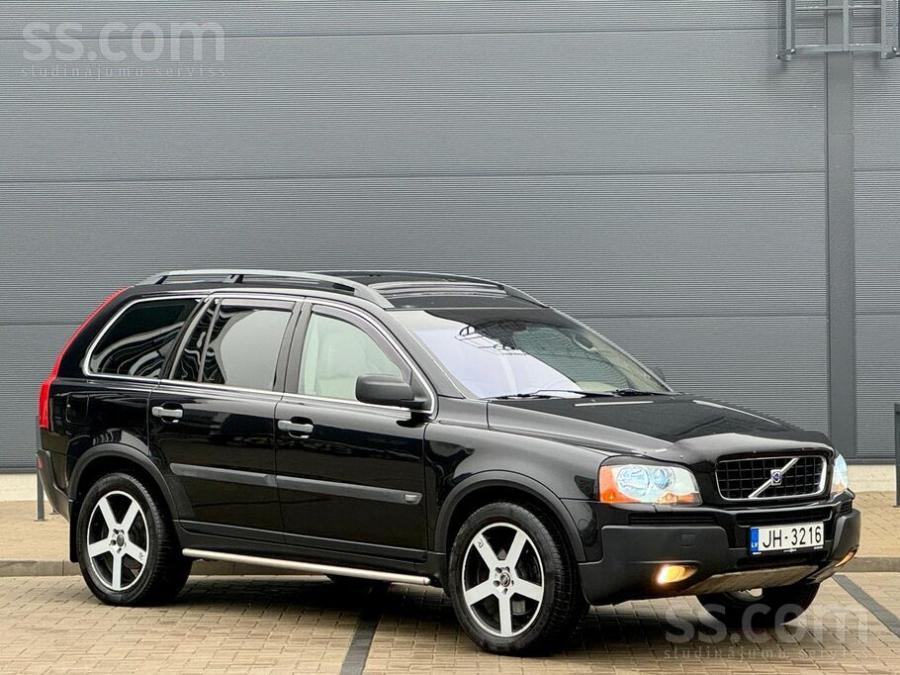Black Volvo XC90 2003 in Riga, with an engine capacity of 2.90 L and mileage of 291 thousand km for 2850 €, photo 6 on AUTOMOTO.COM.LV