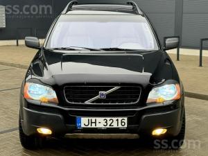 Black Volvo XC90 2003 in Riga, with an engine capacity of 2.90 L and mileage of 291 thousand km for 2850 €, photo 9 on AUTOMOTO.COM.LV