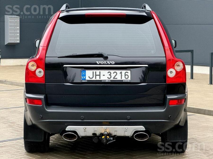 Black Volvo XC90 2003 in Riga, with an engine capacity of 2.90 L and mileage of 291 thousand km for 2850 €, photo 11 on AUTOMOTO.COM.LV