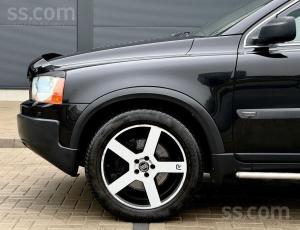 Black Volvo XC90 2003 in Riga, with an engine capacity of 2.90 L and mileage of 291 thousand km for 2850 €, photo 24 on AUTOMOTO.COM.LV